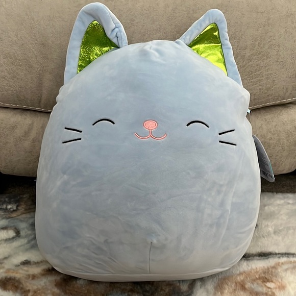 Squishmallows | Toys | Squishmallows Jiovanne Blue Cat With Shiny Green ...